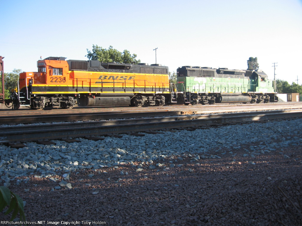 BNSF 2236